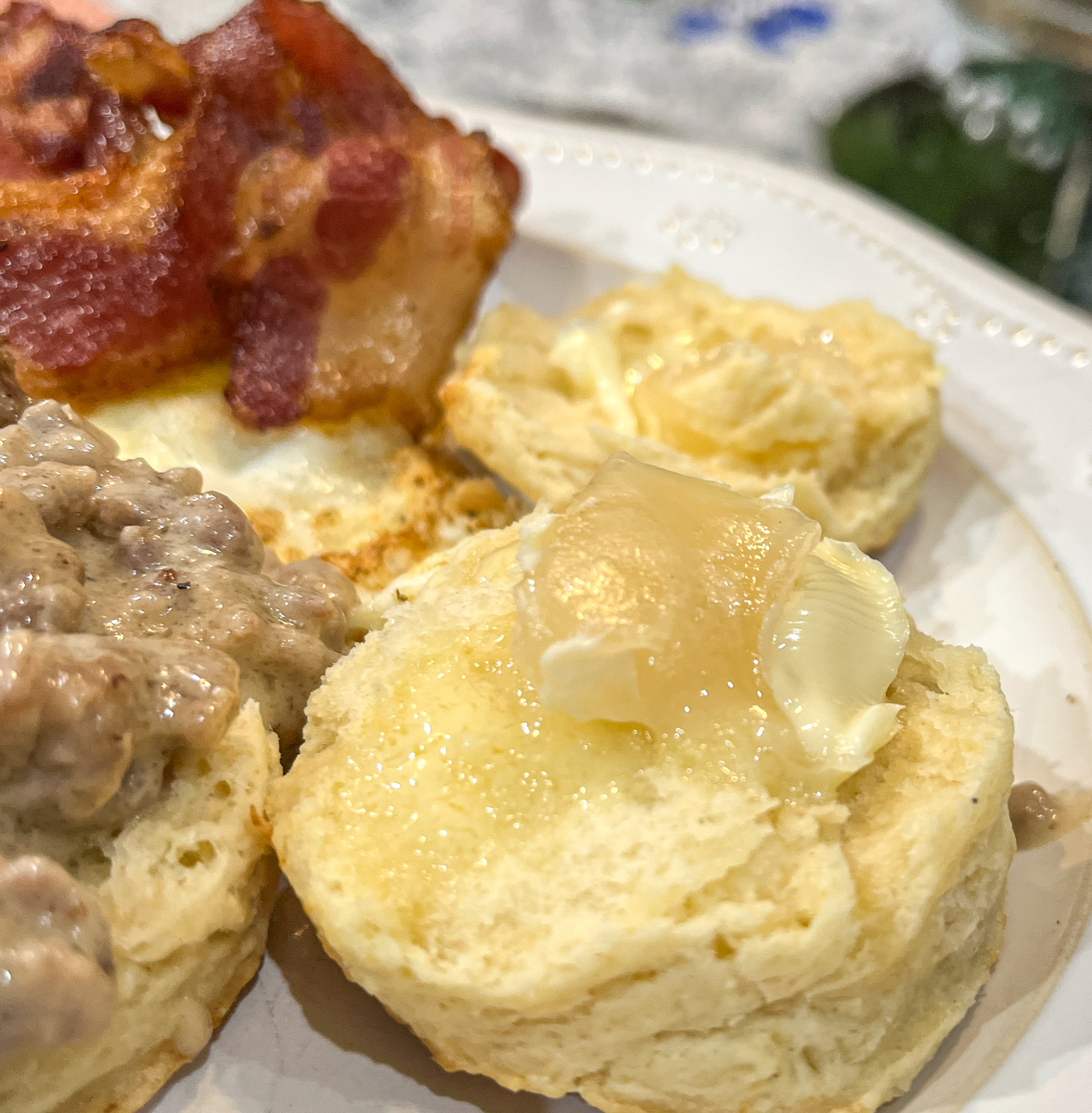 Old Fashioned Fluffy Biscuits - Homemaking Without Fear